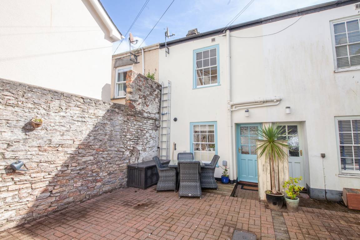 Cottage ∙ 2 Bedrooms ∙ 4 Guests - Totnes