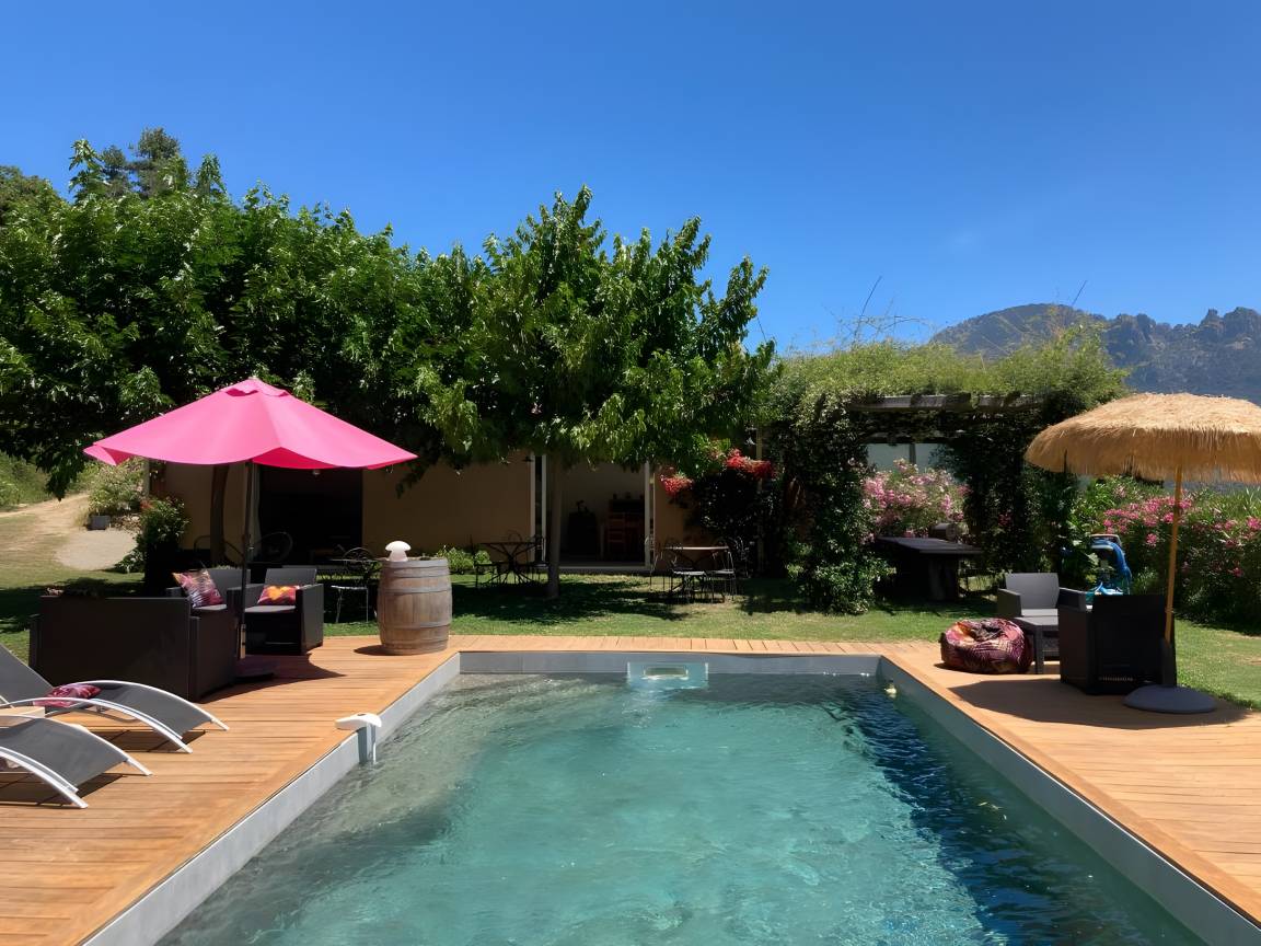 17 M² Bed And Breakfast ∙ 1 Bedroom ∙ 3 Guests - Corsica