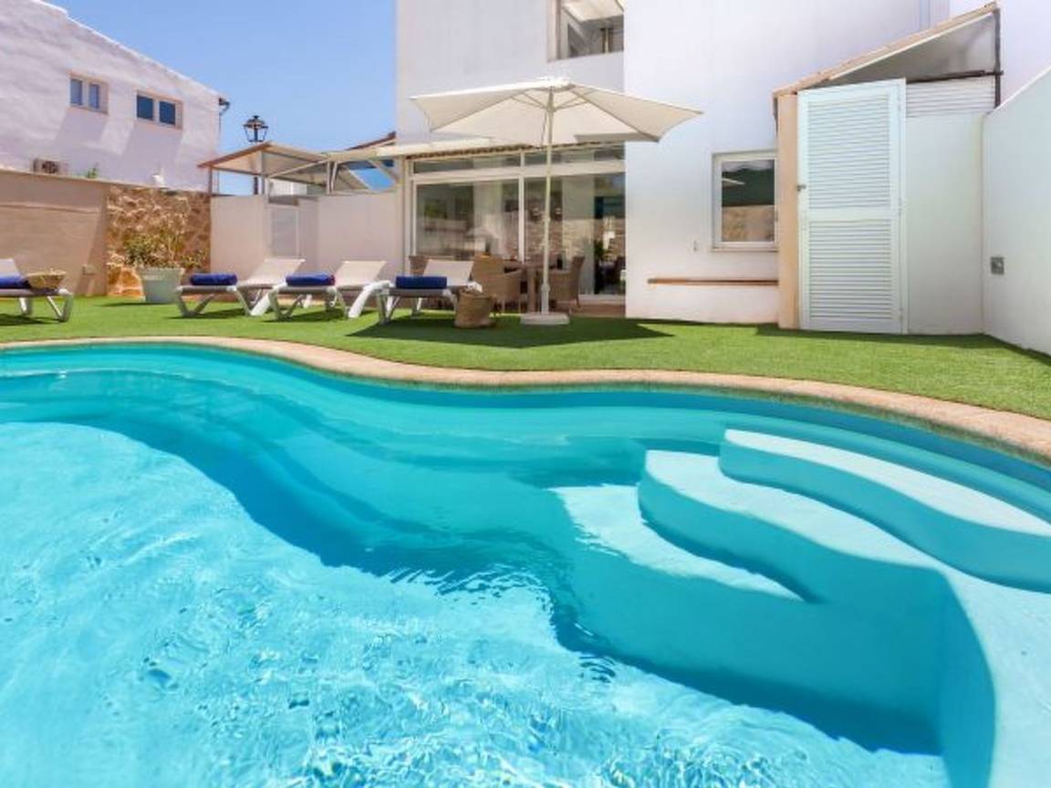 120 M² House ∙ 1 Bedroom ∙ 6 Guests - Cala d'Or