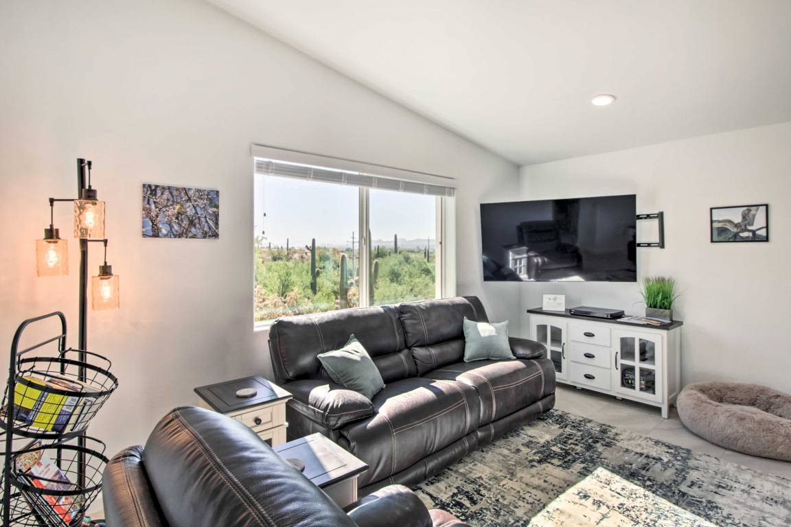 166 M² House ∙ 3 Bedrooms ∙ 6 Guests - Marana, AZ