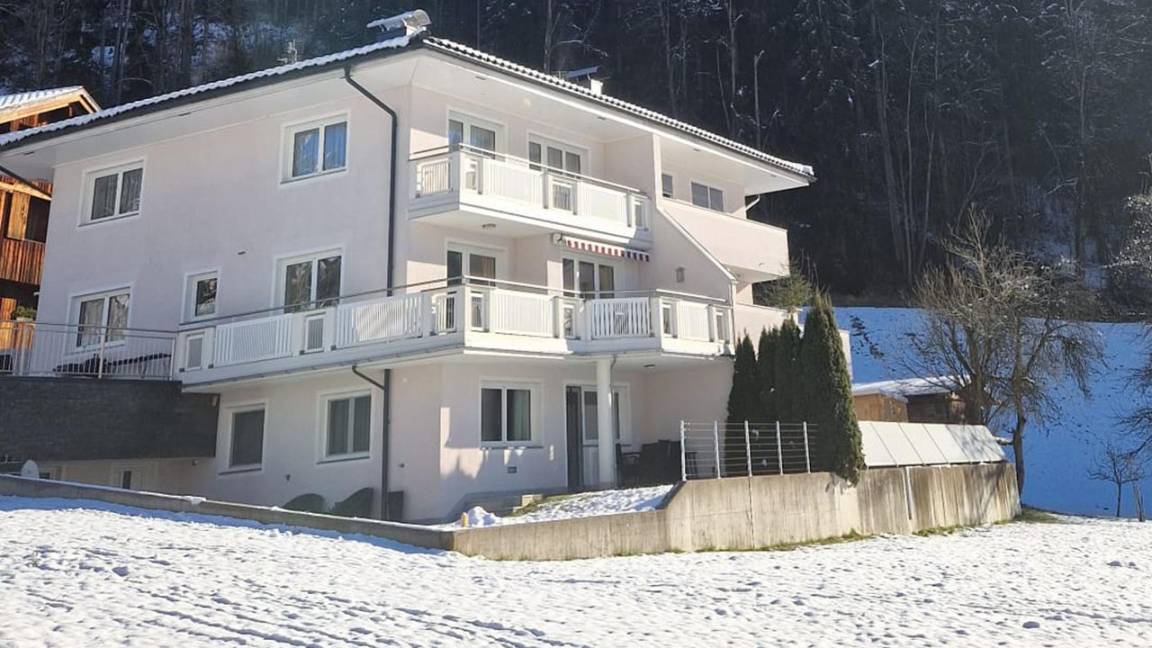 150 M² House ∙ 4 Bedrooms ∙ 10 Guests - Mayrhofen