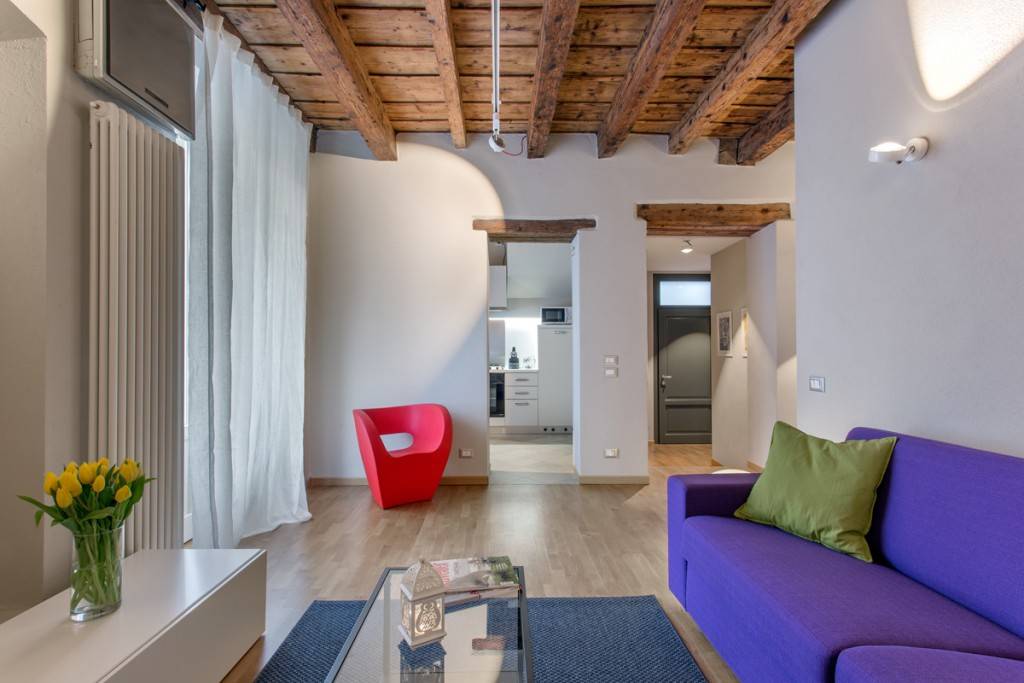 70 M² Apartamento ∙ 1 Habitación ∙ 4 Huéspedes - Bérgamo