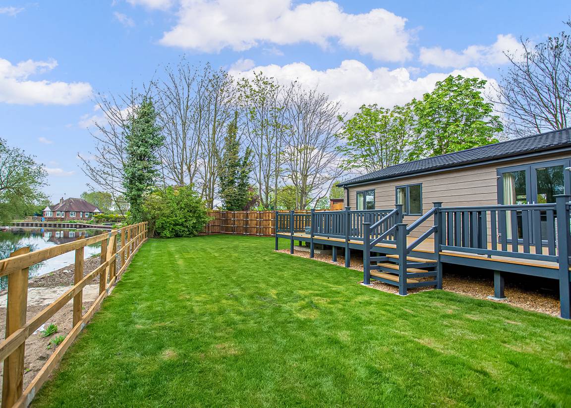 Chalet ∙ 3 Bedrooms ∙ 6 Guests - Hertfordshire