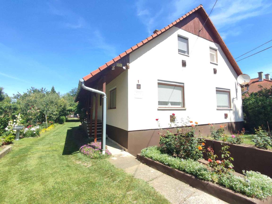 160 M² Casa ∙ 3 Habitaciones ∙ 6 Huéspedes - Lake Velence