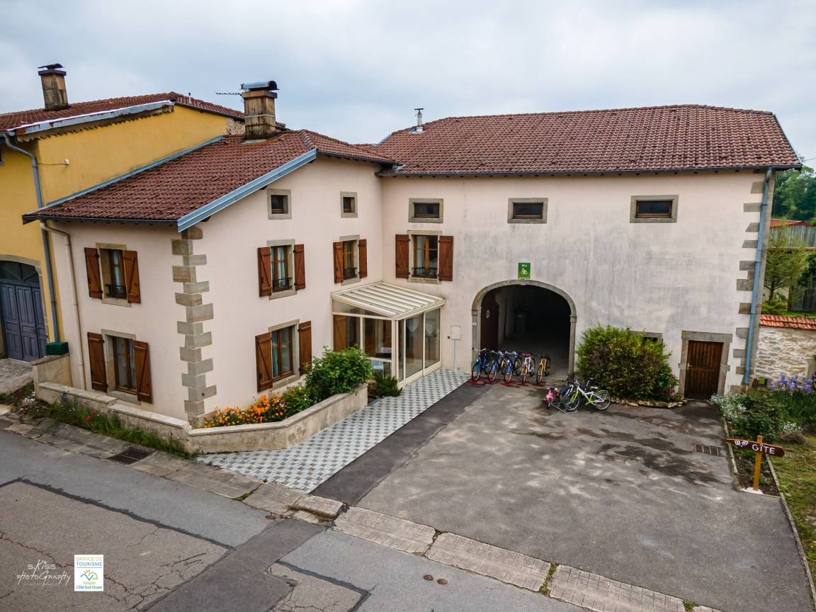 120 M² Cottage ∙ 3 Chambres ∙ 7 Personnes - Vittel