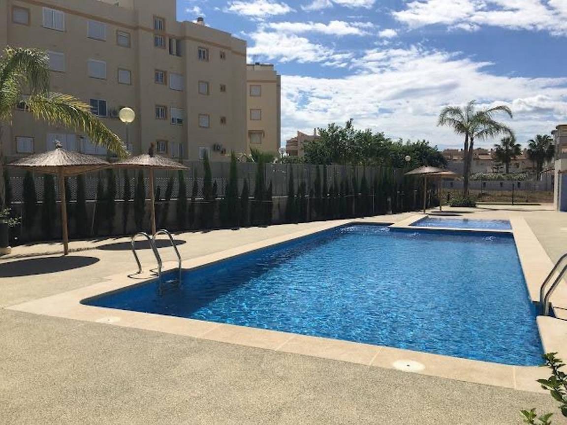 69 M² Apartamento ∙ 2 Habitaciones ∙ 5 Huéspedes - Pego