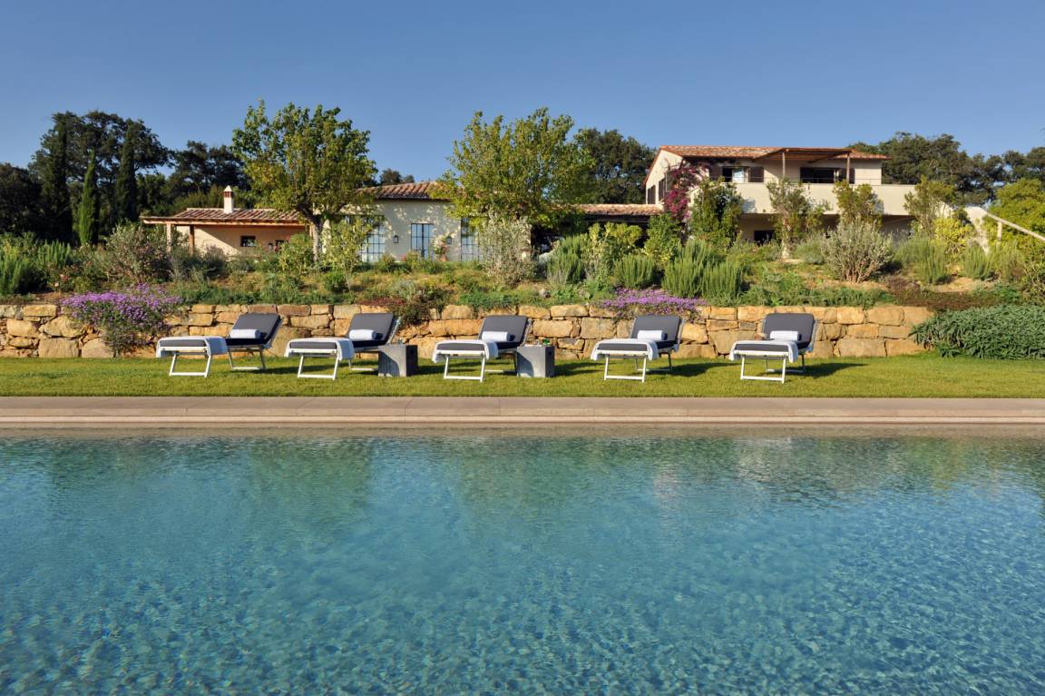 750 M² Villa ∙ 6 Bedrooms ∙ 12 Guests - Capalbio