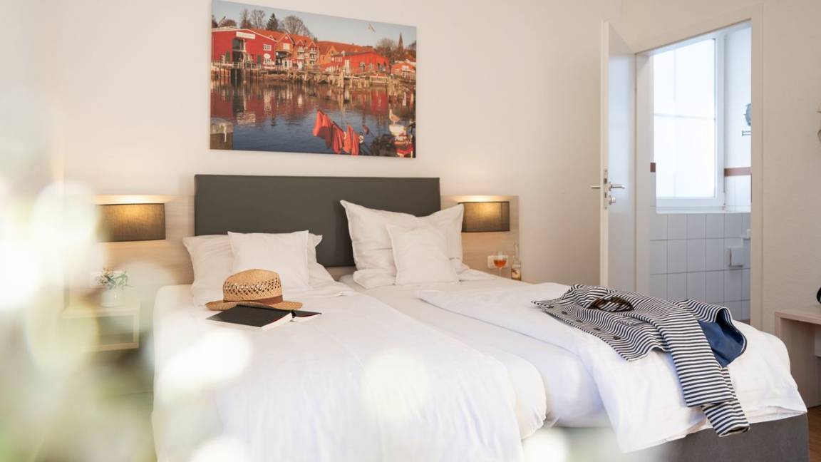 25 M² Hotel ∙ 2 Guests - Waabs