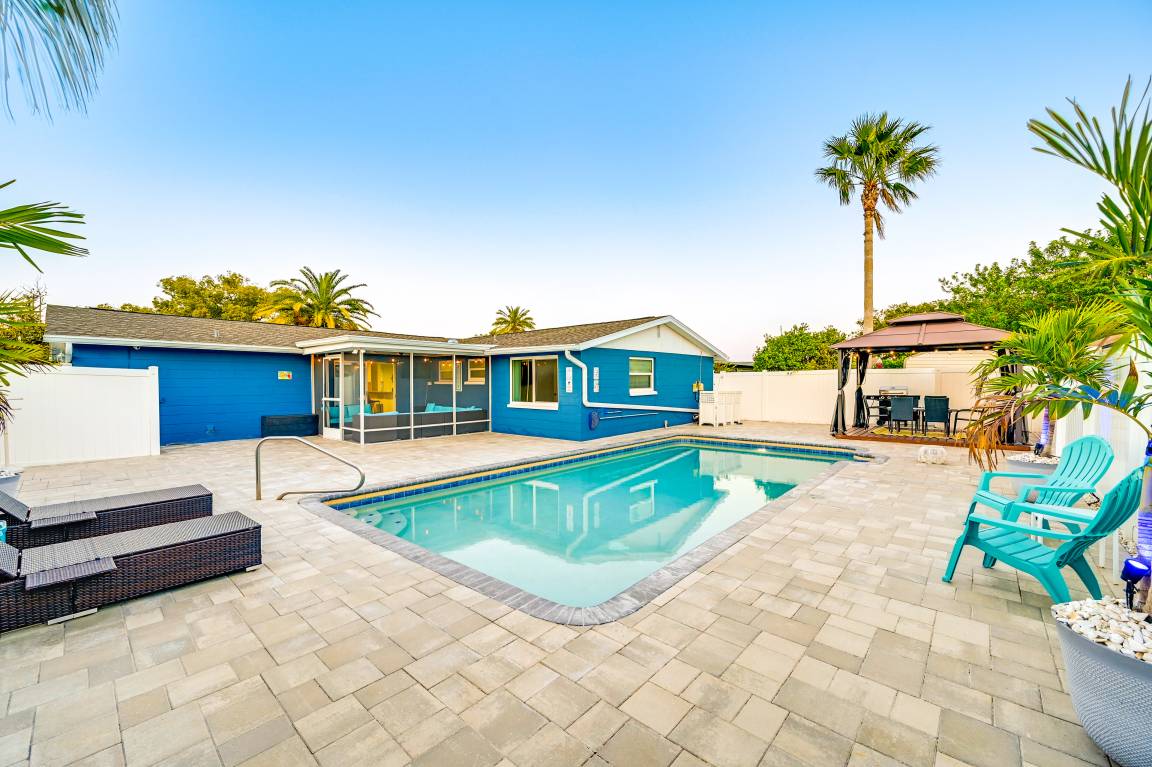 127 M² House ∙ 3 Bedrooms ∙ 8 Guests - Holiday, FL