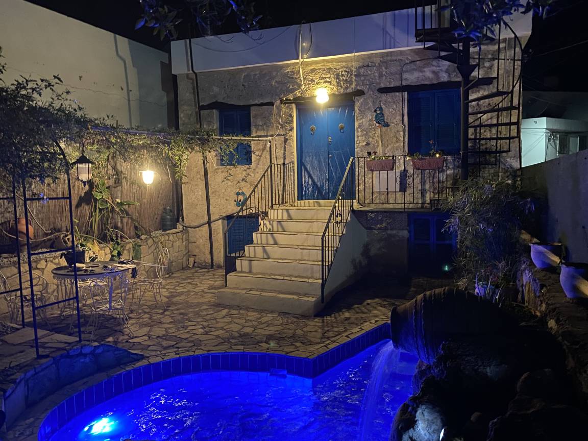 House ∙ 2 Bedrooms ∙ 4 Guests - Zypern