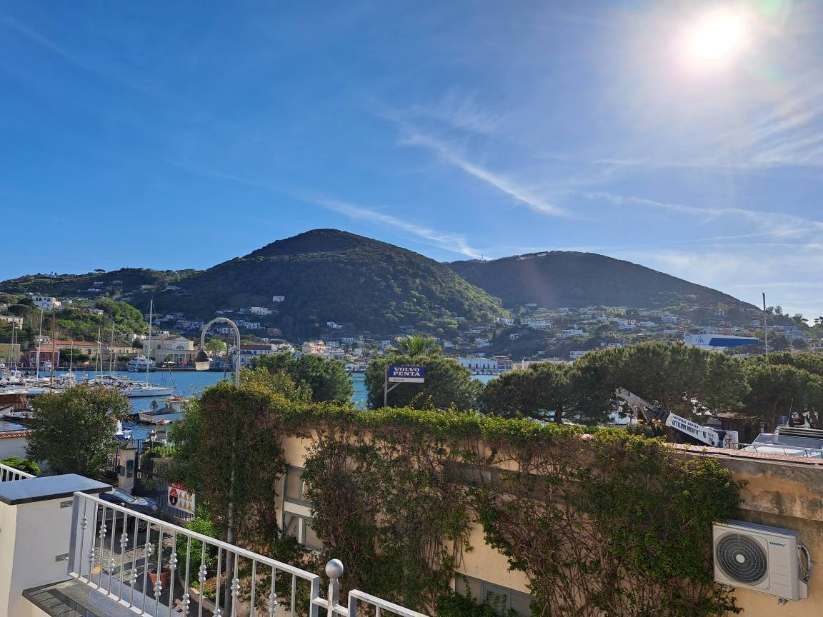50 M² Appartamento ∙ 1 Camera Da Letto ∙ 4 Ospiti - Ischia