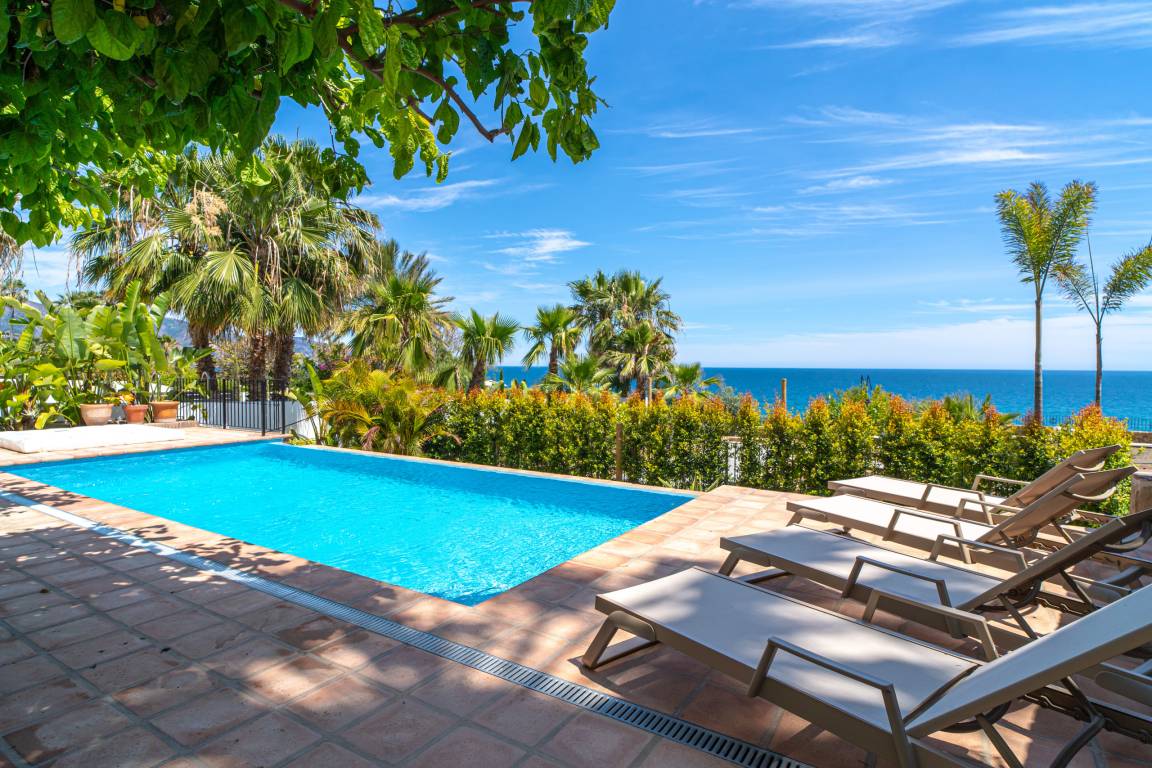 160 M² Ferienhaus ∙ 3 Schlafzimmer ∙ 6 Gäste - Torrox-Costa