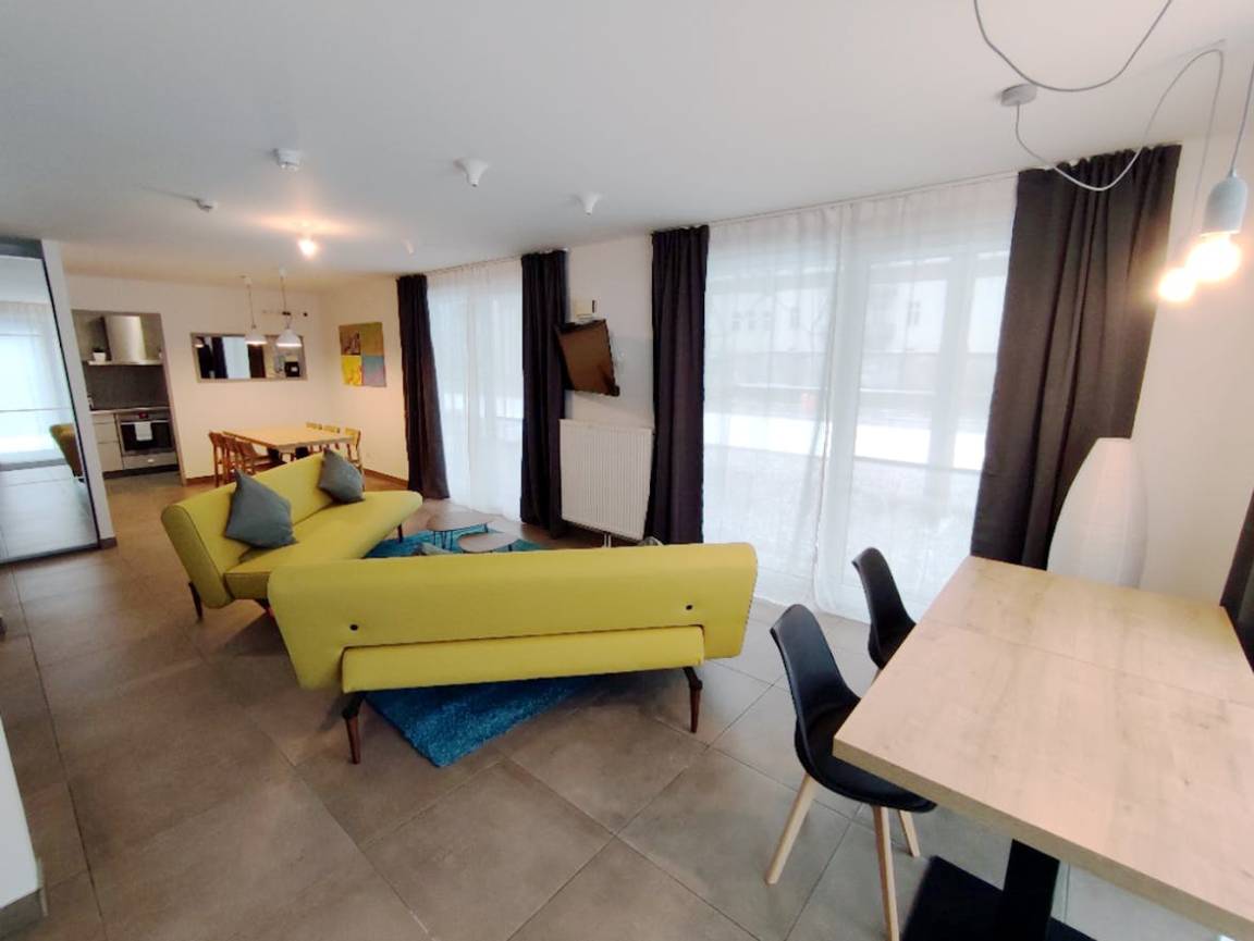 68 M² Apartment ∙ 6 Guests - Berlin Schönefeld Airport (SXF)