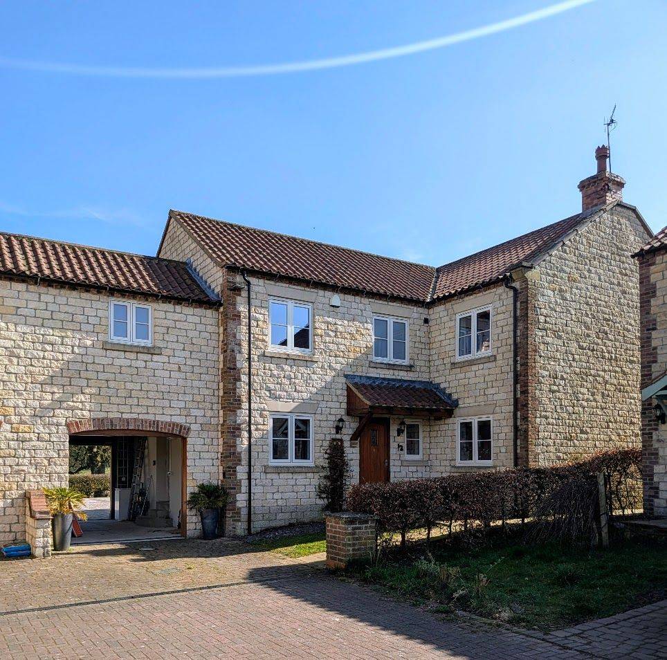 Cottage ∙ 5 Bedrooms ∙ 10 Guests - Hunmanby