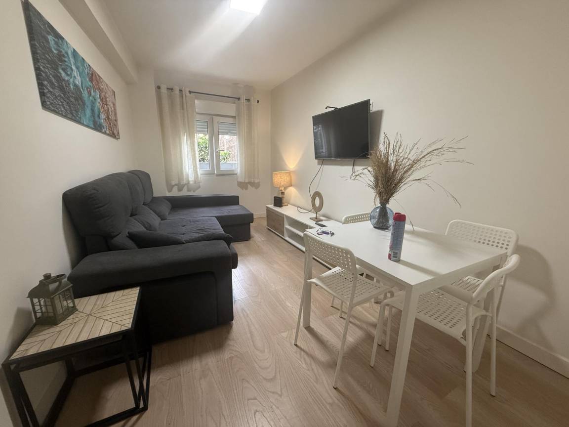 68 M² Apartment ∙ 2 Bedrooms ∙ 4 Guests - Santander