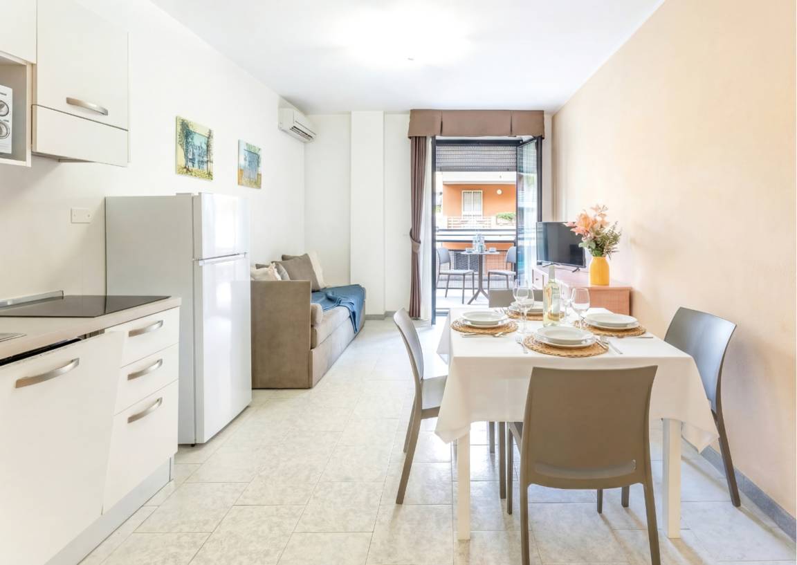 43 M² Huoneisto ∙ 2 Makuuhuonetta ∙ 4 Vierasta - Alghero