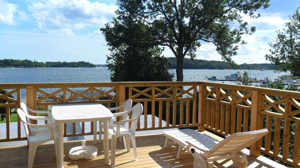 96 M² Ferienwohnung ∙ 2 Schlafzimmer ∙ 6 Gäste - Vaxholm