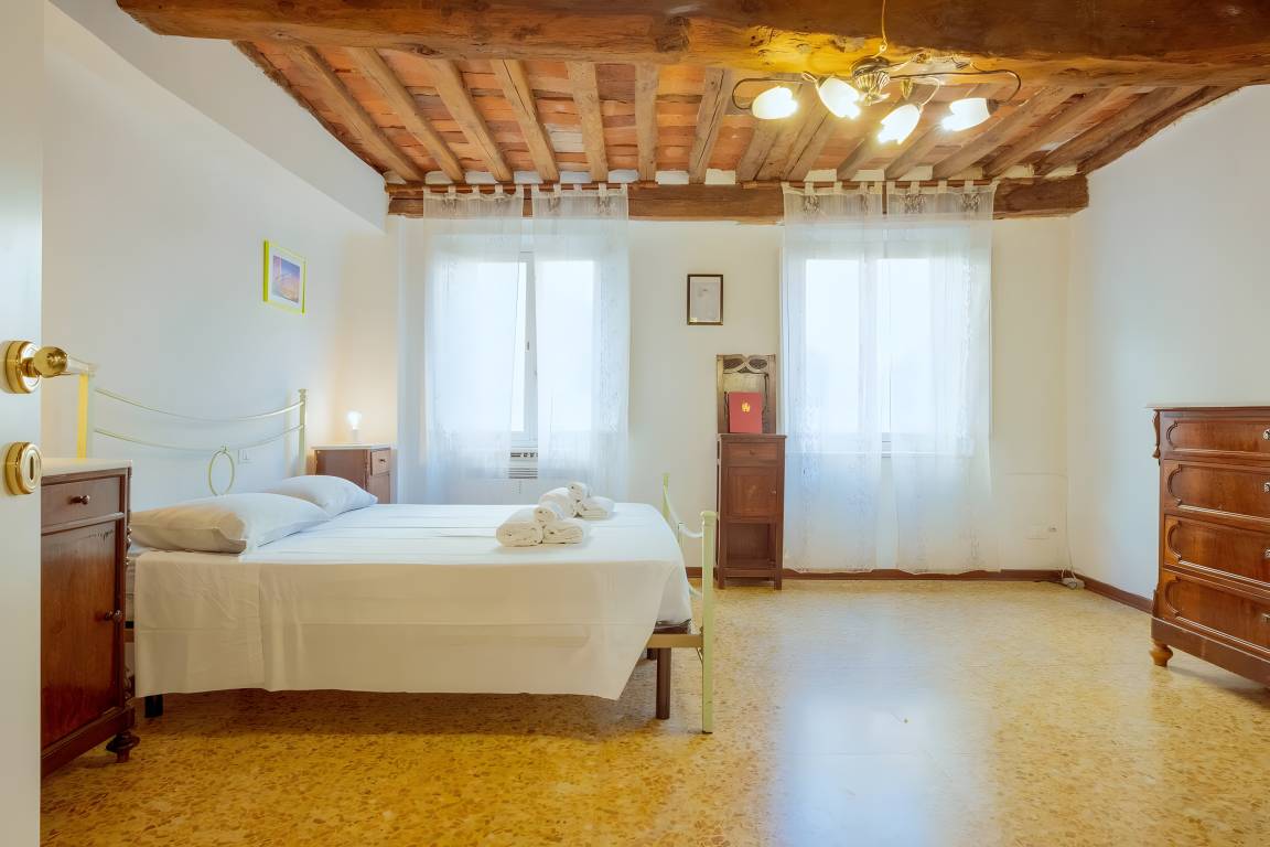 55 M² Huoneisto ∙ 1 Makuuhuone ∙ 4 Vierasta - Lucca