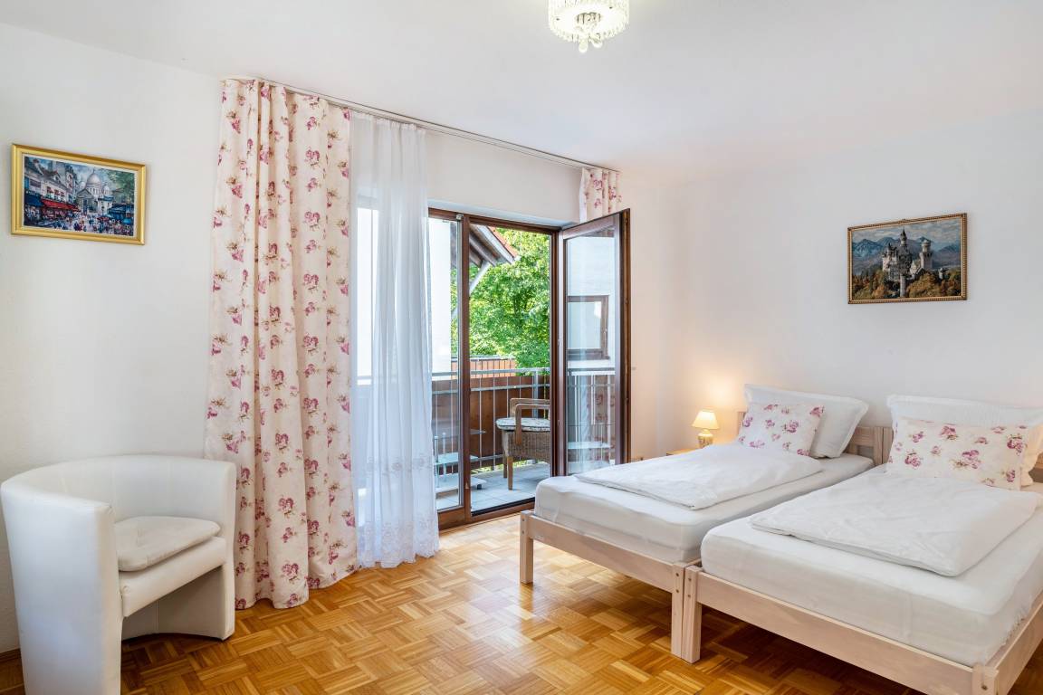 32 M² Ferienwohnung ∙ 1 Schlafzimmer ∙ 2 Gäste - Bad Herrenalb