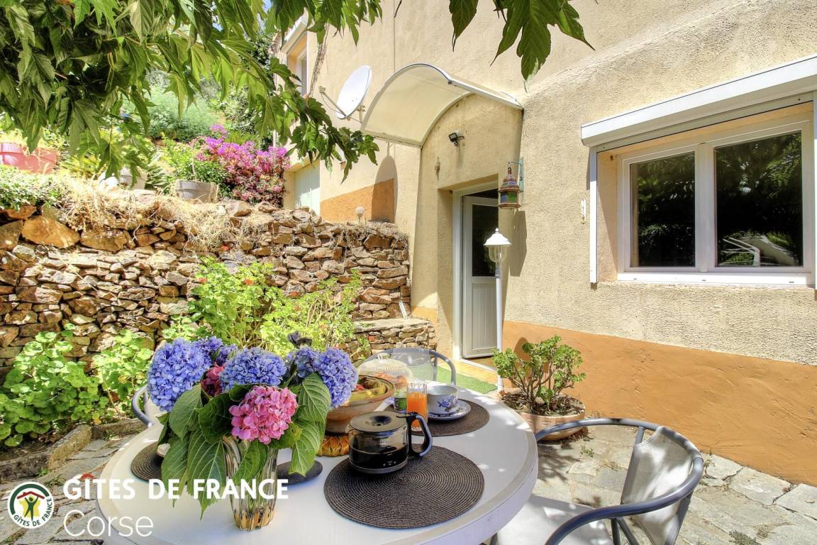 72 M² Gîte ∙ 1 Chambre ∙ 3 Personnes - Corse-du-Sud