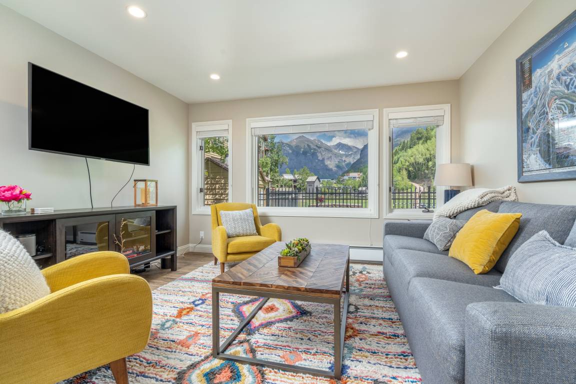 89 M² Condo ∙ 2 Bedrooms ∙ 6 Guests - Telluride, CO