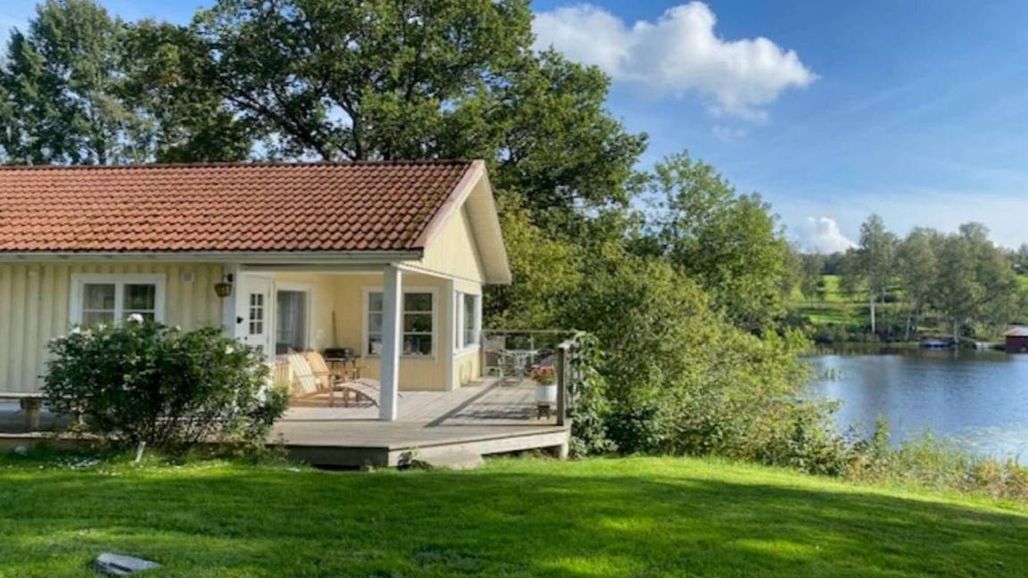 42 M² Hus ∙ 1 Sovrum ∙ 5 Gäster - Bengtsfors