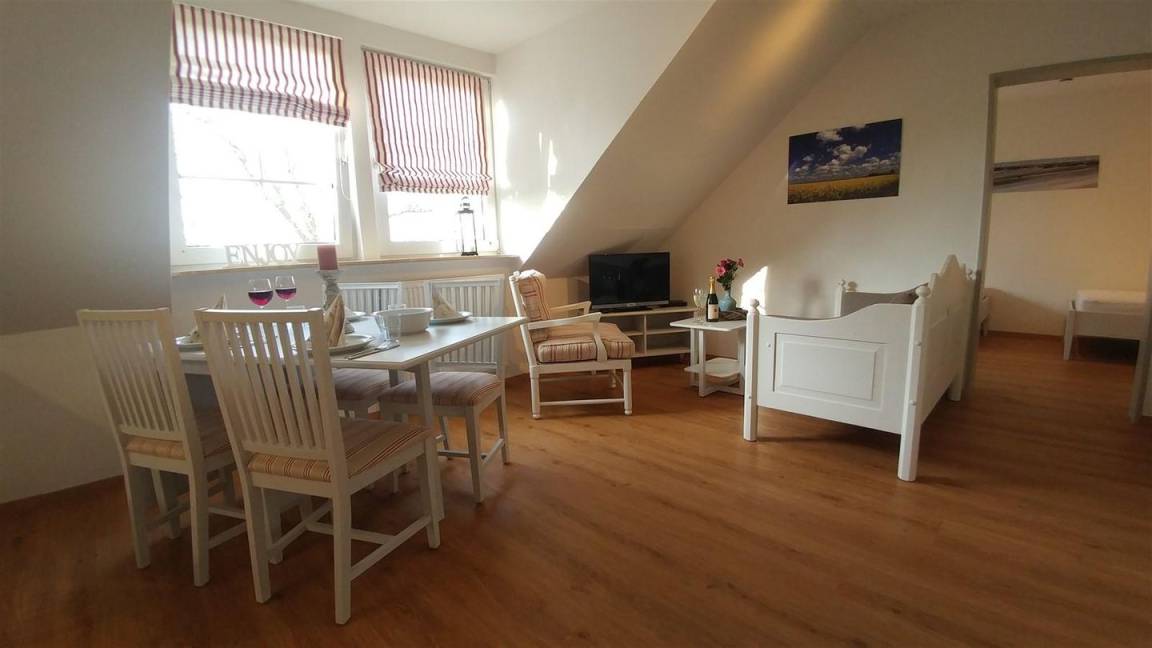 48 M² Apartment ∙ 2 Bedrooms ∙ 4 Guests - Norddeich