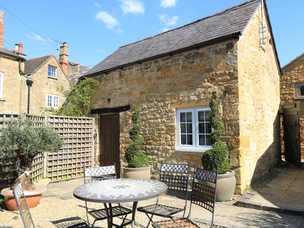Cottage ∙ 1 Bedroom ∙ 2 Guests - Broadway