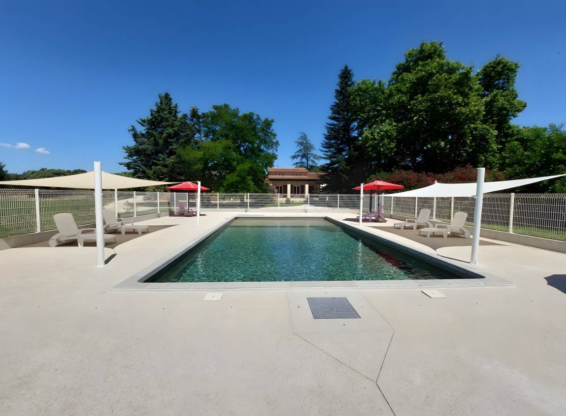 102 M² Maison De Vacances ∙ 3 Chambres ∙ 6 Personnes - Jardin des Herbes - La Garde-Adhémar