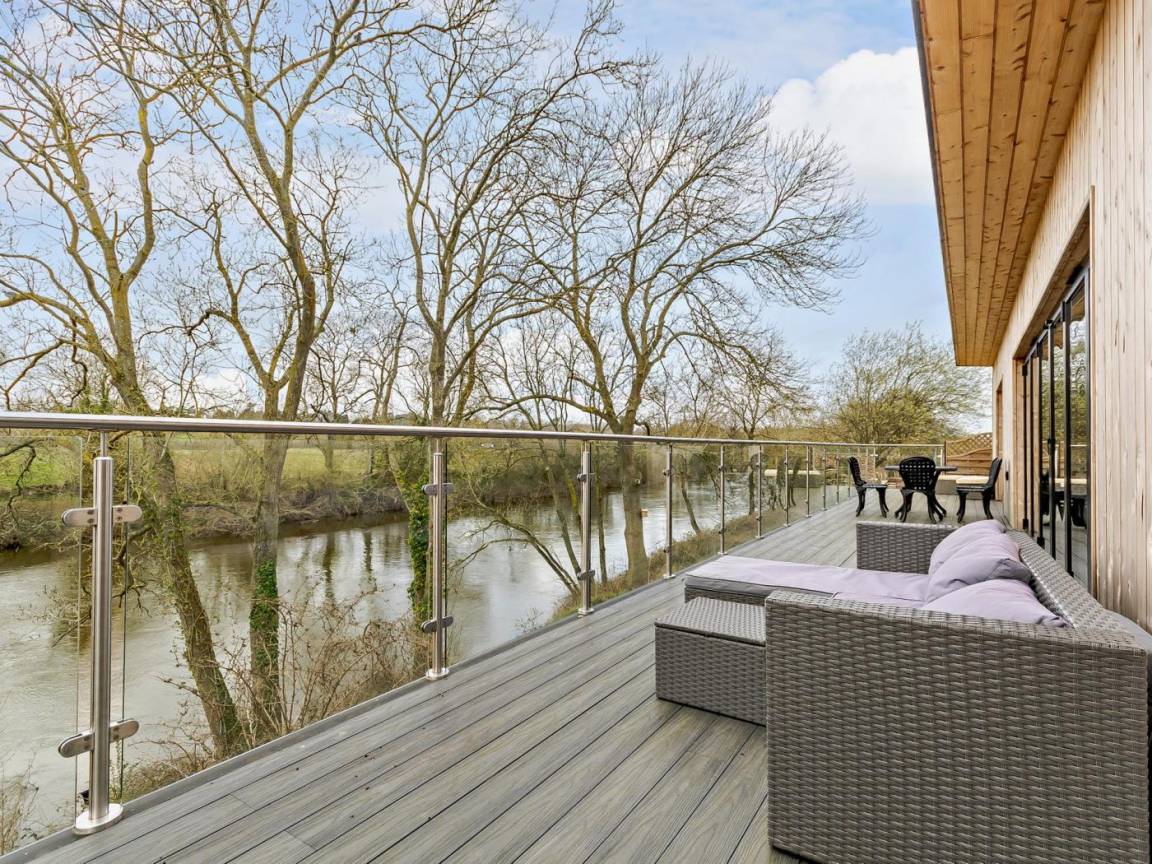 Lodge ∙ 3 Bedrooms ∙ 6 Guests - Worcester