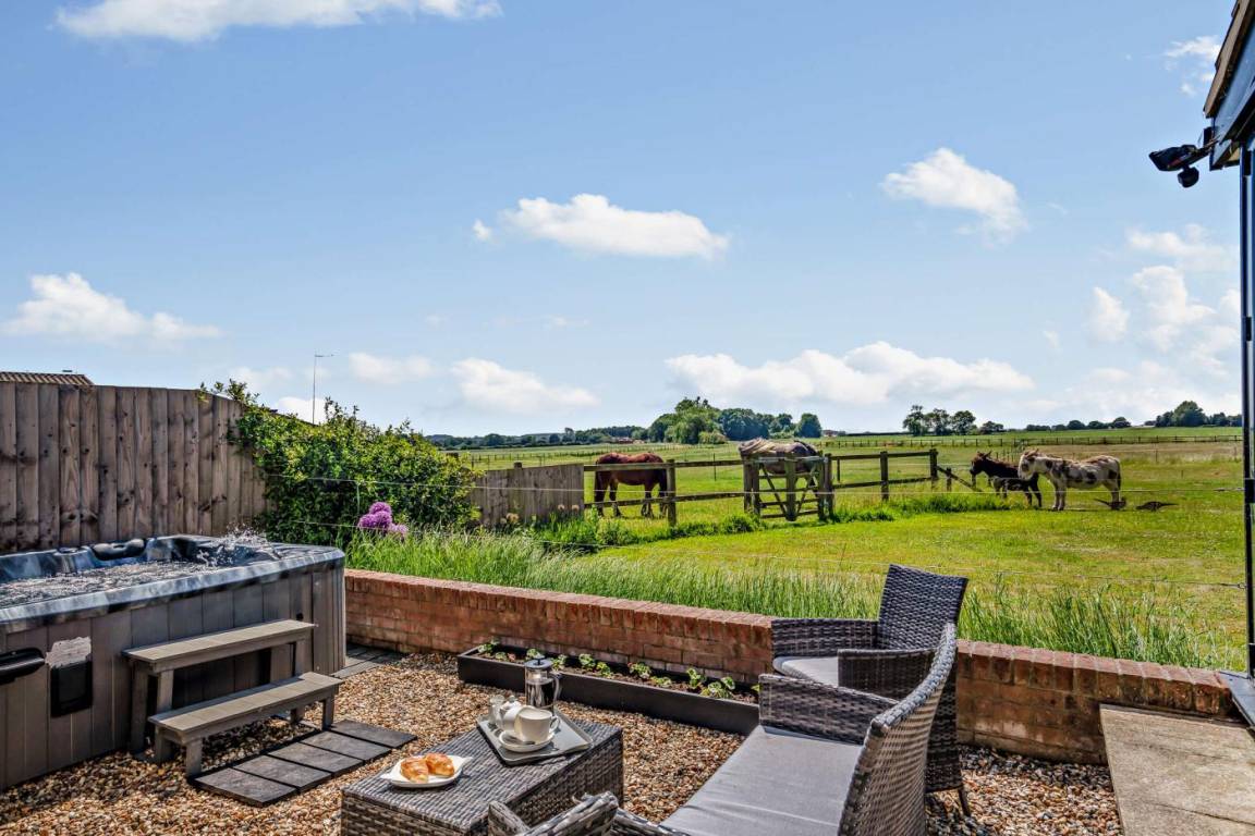 Cottage ∙ 2 Bedrooms ∙ 4 Guests - Dereham