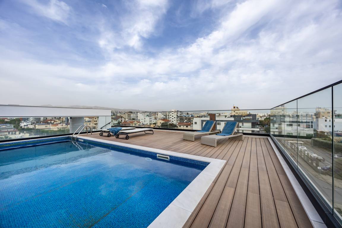 110 M² Ferienwohnung ∙ 4 Schlafzimmer ∙ 8 Gäste - Limassol