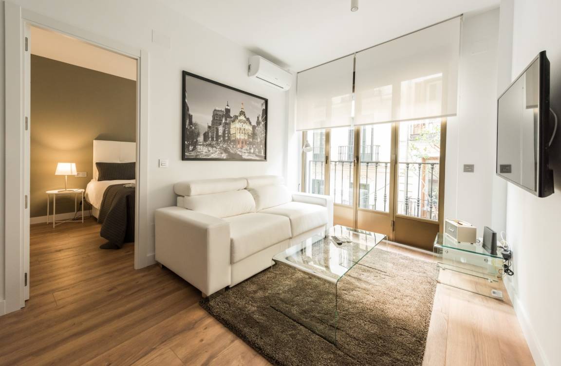 50 M² Apartamento ∙ 1 Habitación ∙ 4 Huéspedes - Madrid