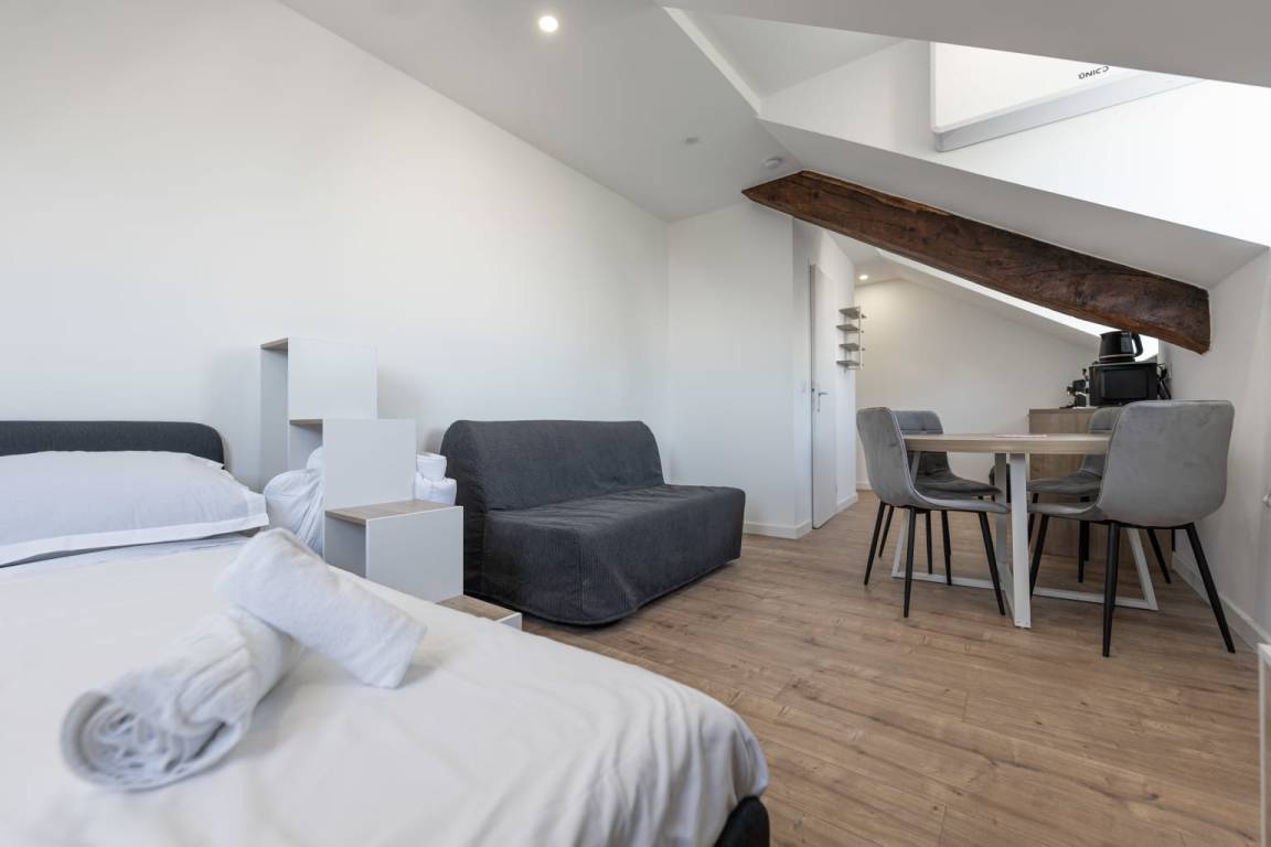 21 M² Appartement ∙ 1 Chambre ∙ 2 Personnes - Seyssins