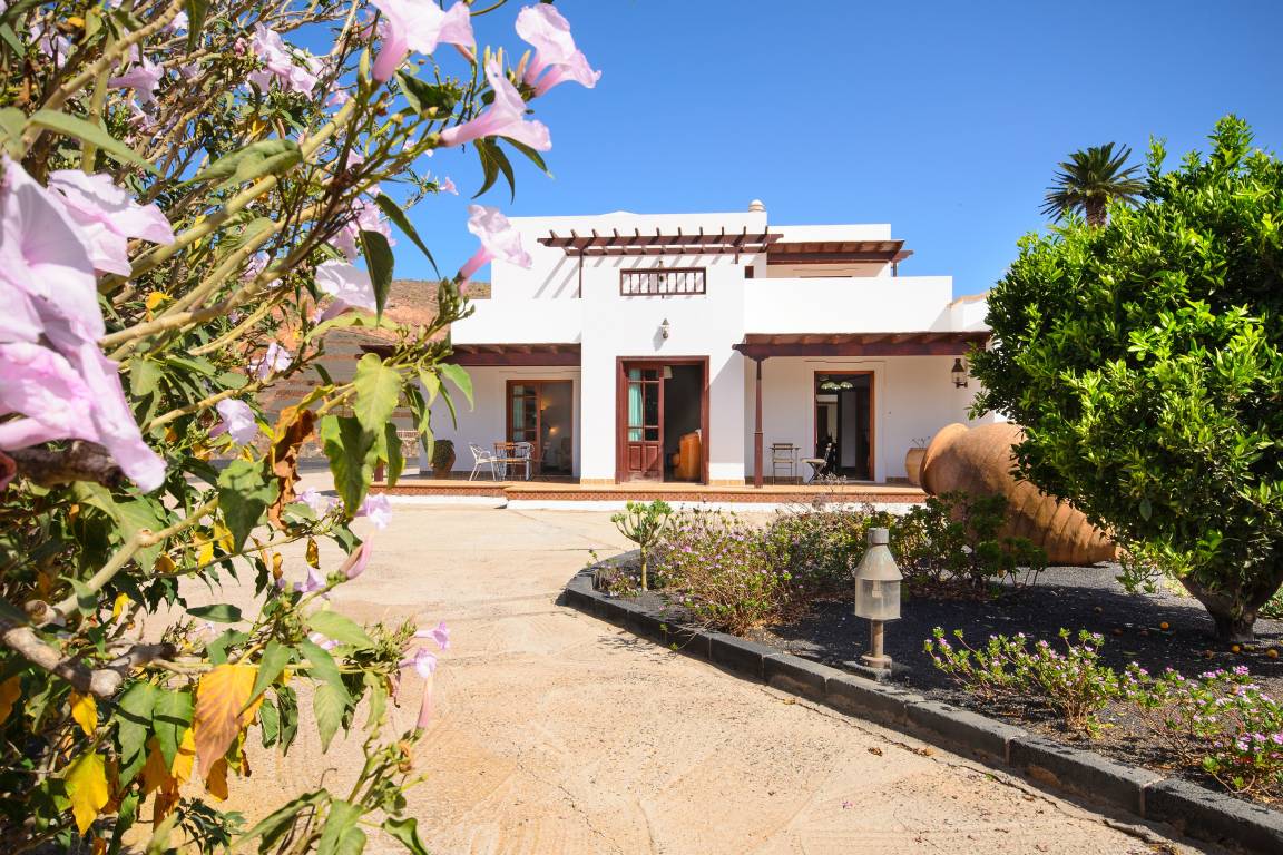 250 M² Maison De Campagne ∙ 4 Chambres ∙ 8 Personnes - Lanzarote