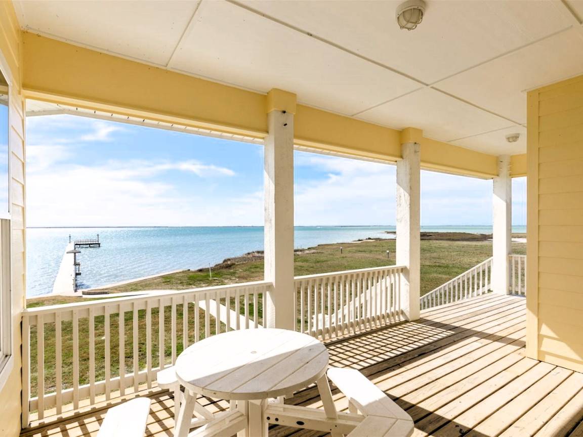 239 M² House ∙ 4 Bedrooms ∙ 12 Guests - Rockport, TX