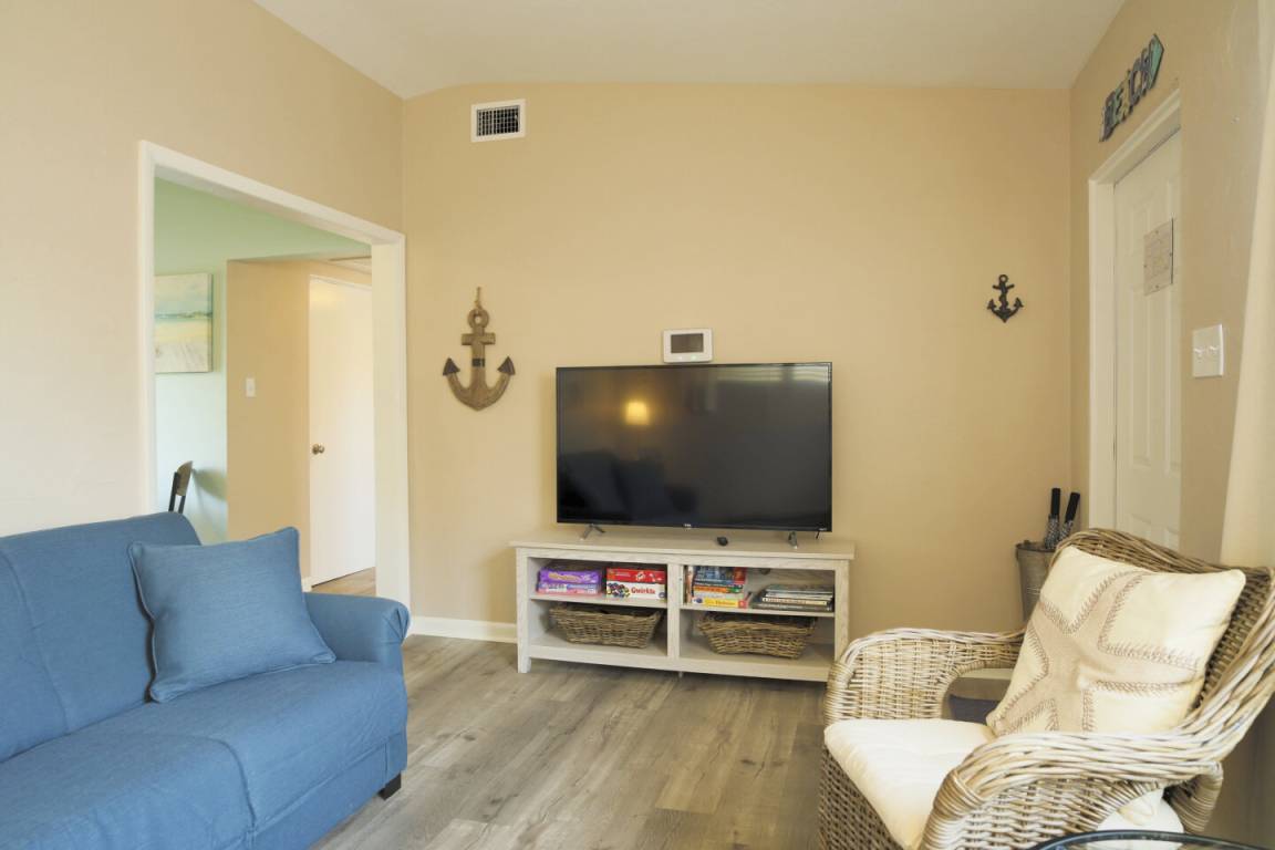 65 M² House ∙ 2 Bedrooms ∙ 6 Guests - Cocoa Beach, FL
