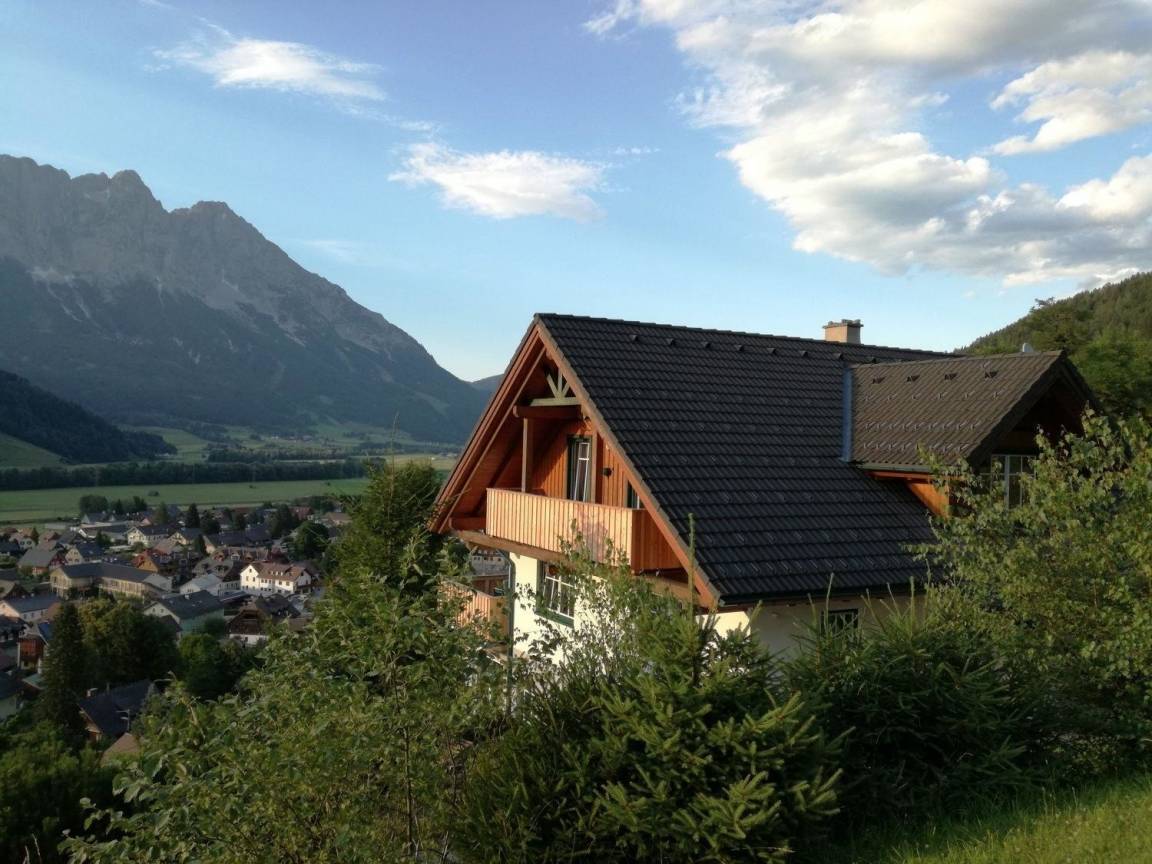 70 M² Ferienwohnung ∙ 1 Schlafzimmer ∙ 4 Gäste - Donnersbachwald
