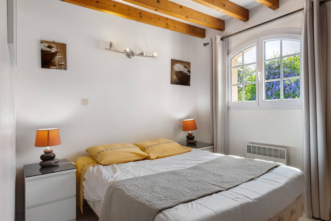 16 M² Chambre D'hôtes ∙ 1 Chambre ∙ 2 Personnes - Lesparre-Médoc