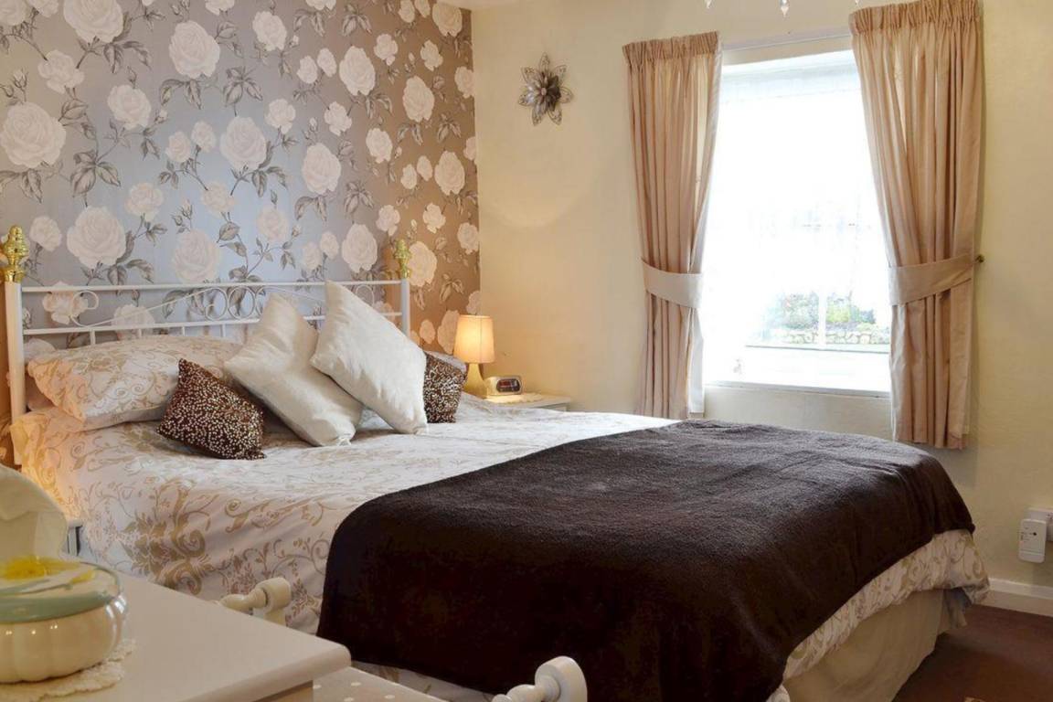 75 M² Cottage ∙ 2 Bedrooms ∙ 3 Guests - Cambridgeshire