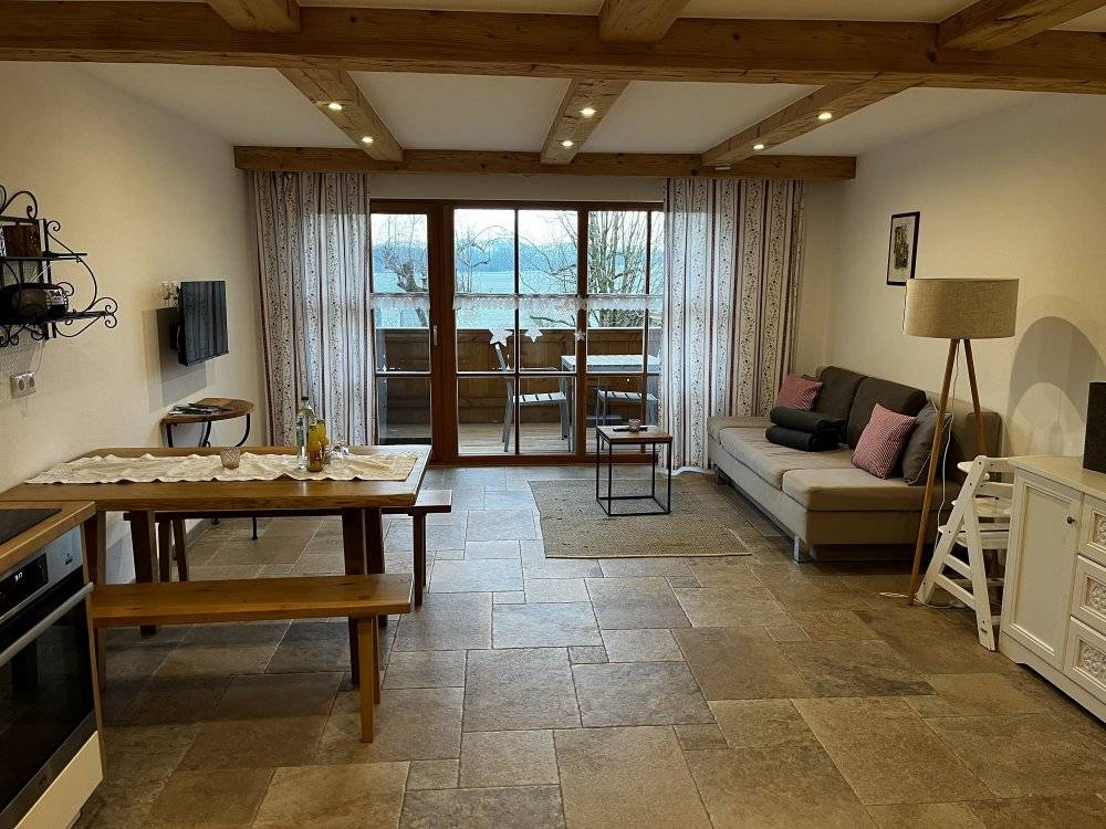 52 M² Ferienwohnung ∙ 1 Schlafzimmer ∙ 2 Gäste - Wasserburg am Inn