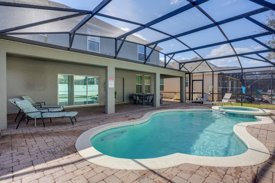 278 M² House ∙ 6 Bedrooms ∙ 16 Guests - Davenport, FL