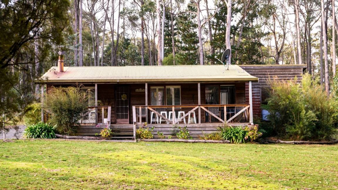 House ∙ 1 Bedroom ∙ 5 Guests - Trentham