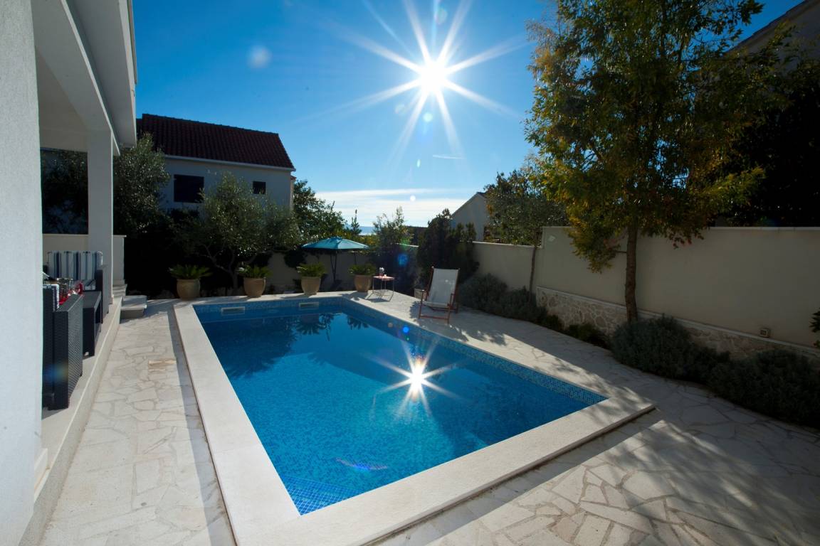 170 M² Villa ∙ 4 Bedrooms ∙ 6 Guests - Trogir