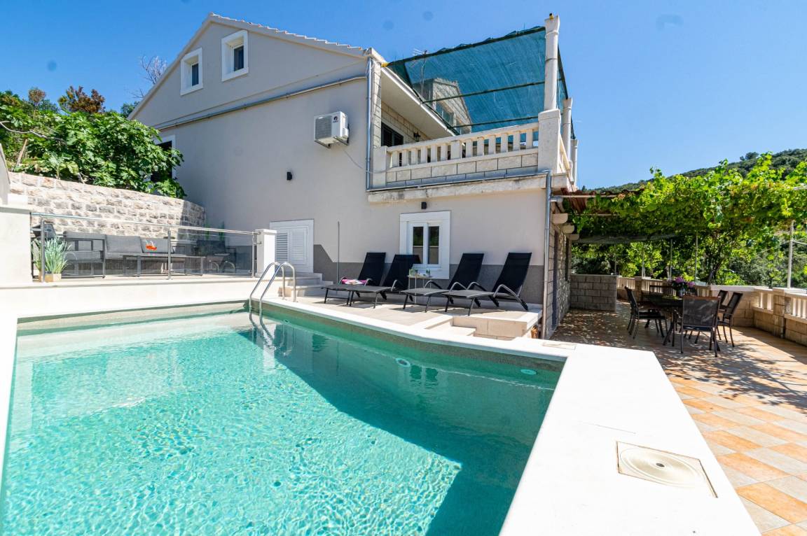 66 M² Apartment ∙ 3 Bedrooms ∙ 6 Guests - Korčula