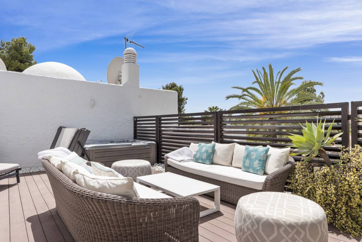 165 M² Apartment ∙ 3 Bedrooms ∙ 6 Guests - Marbella