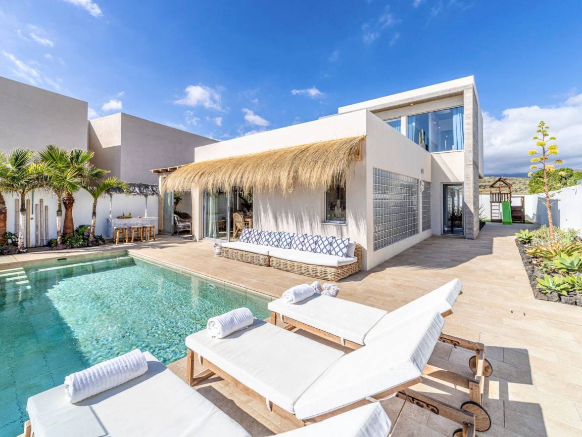200 M² House ∙ 3 Bedrooms ∙ 8 Guests - El Médano