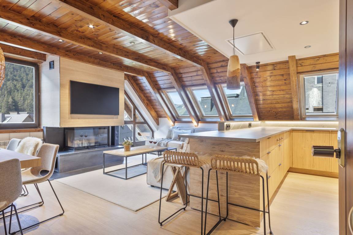 136 M² Apartamento ∙ 4 Habitaciones ∙ 11 Huéspedes - Baqueira