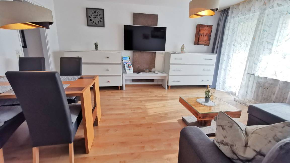 52 M² Ferienwohnung ∙ 1 Schlafzimmer ∙ 3 Gäste - Nonnenhorn