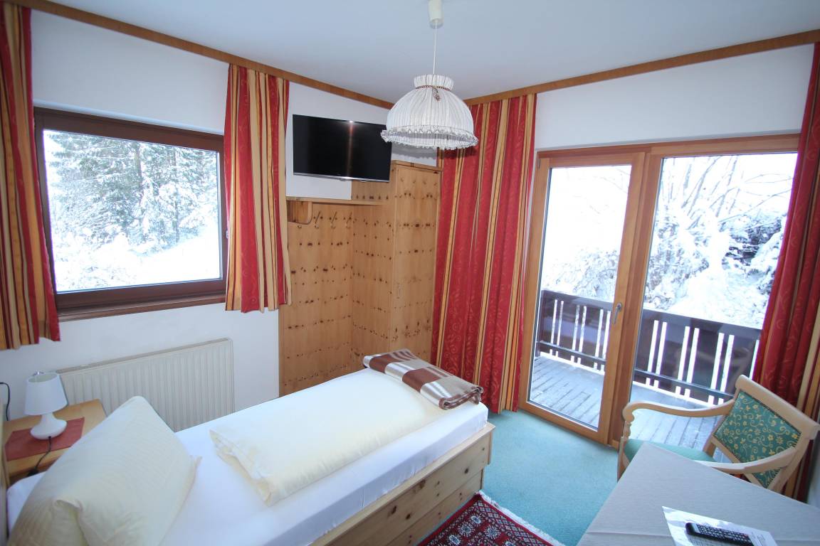 12 M² Hotel ∙ 1 Bedroom ∙ 1 Guest - Bad Kleinkirchheim